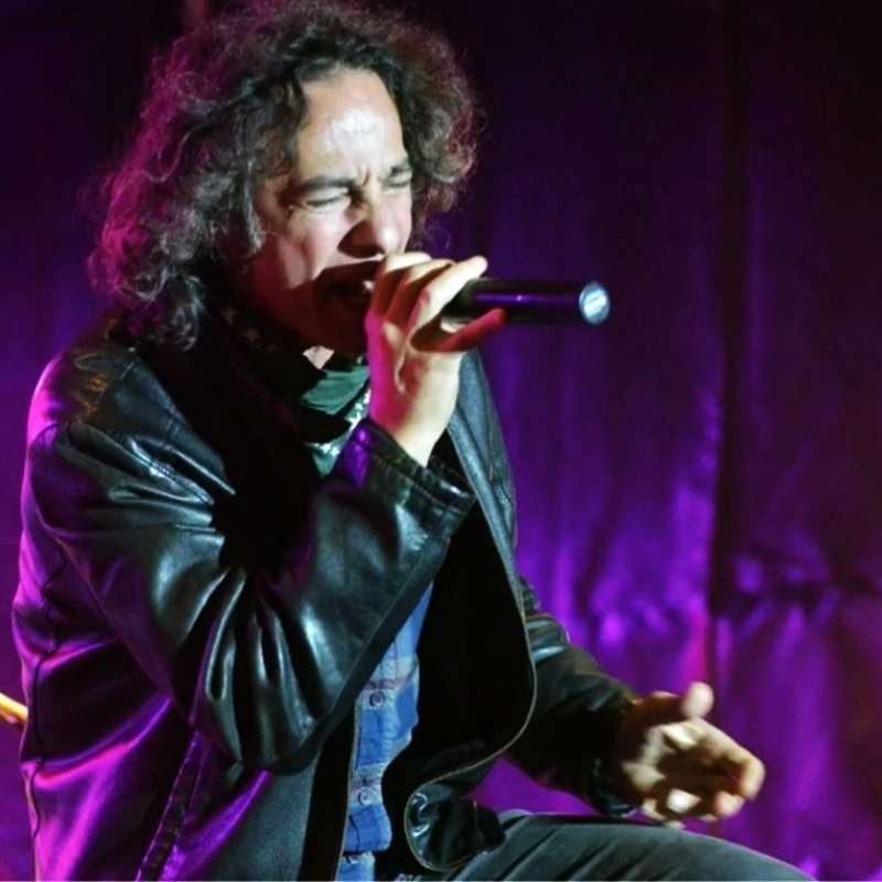 Javier Calamaro en el teatro - Agenda Pinamar